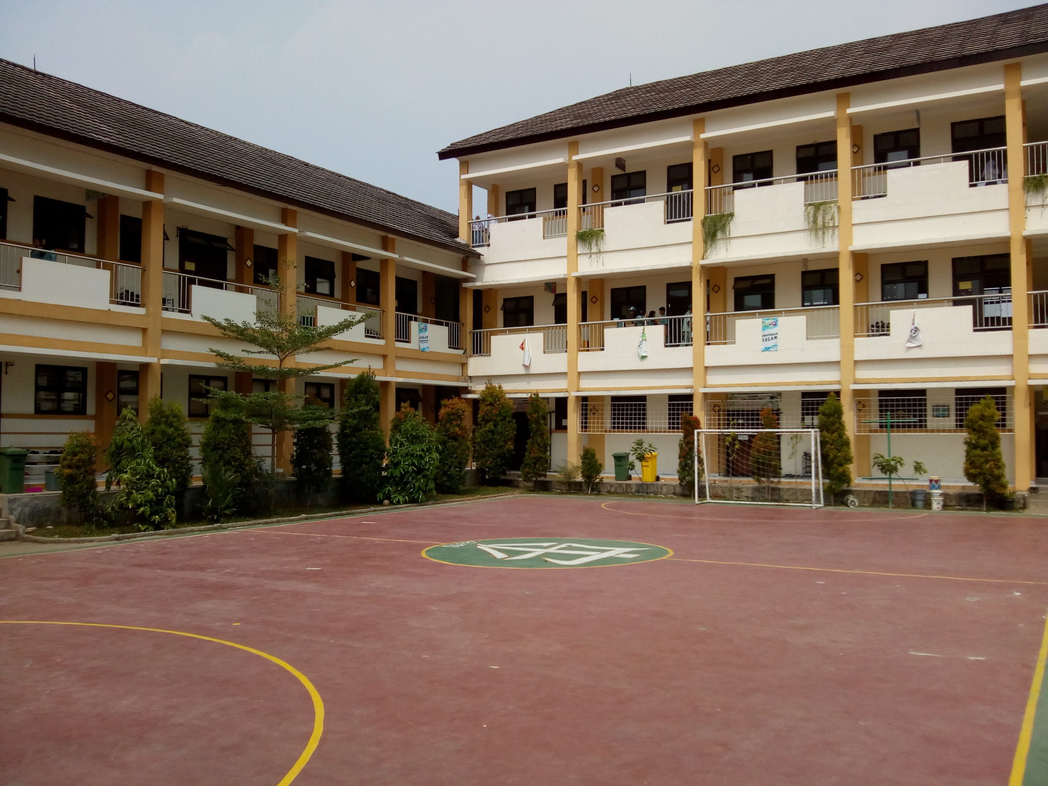 - SMKN 5 Tangerang Selatan